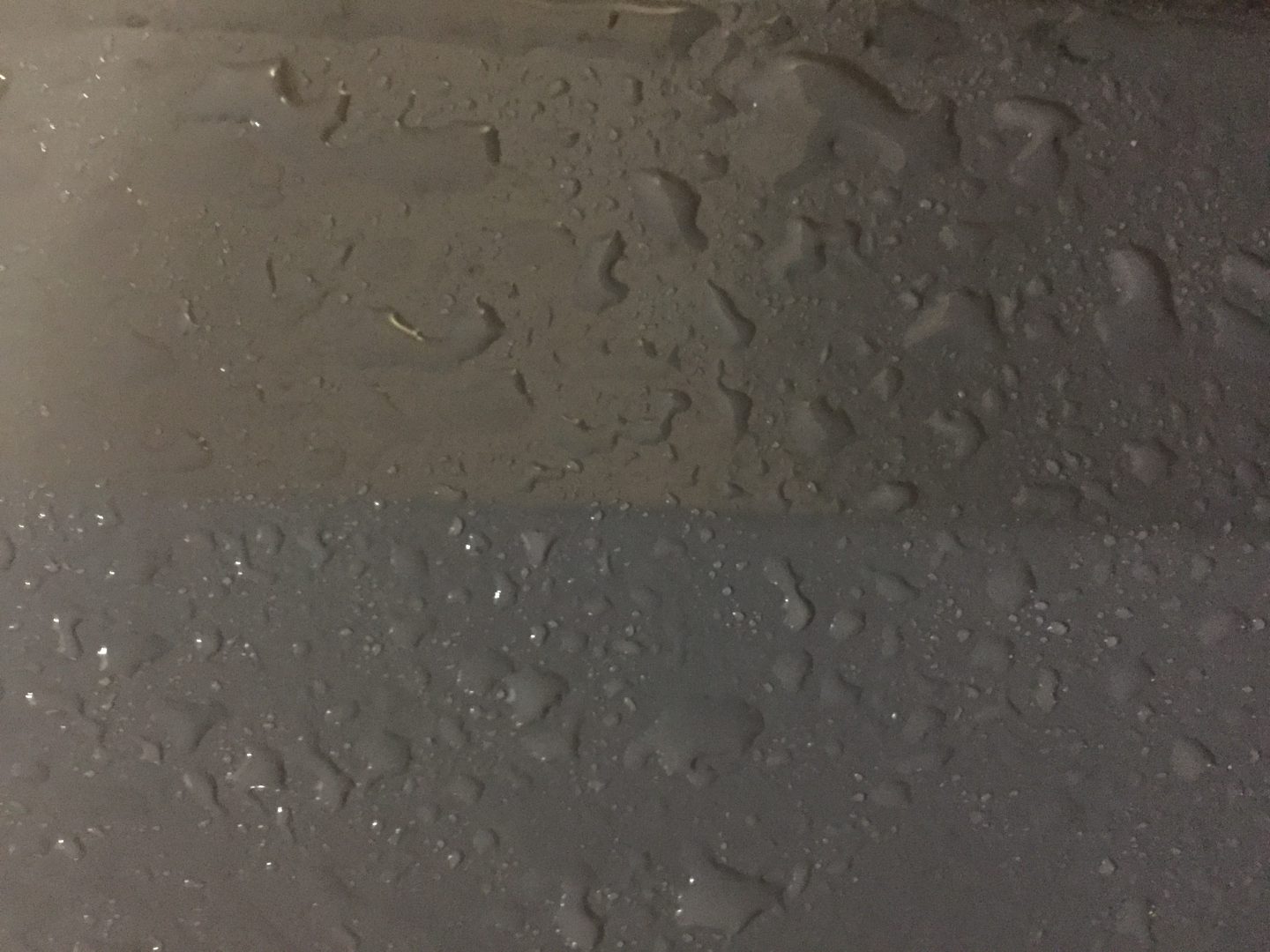 Grey paint w/ water drops sitting on top | Free Textures