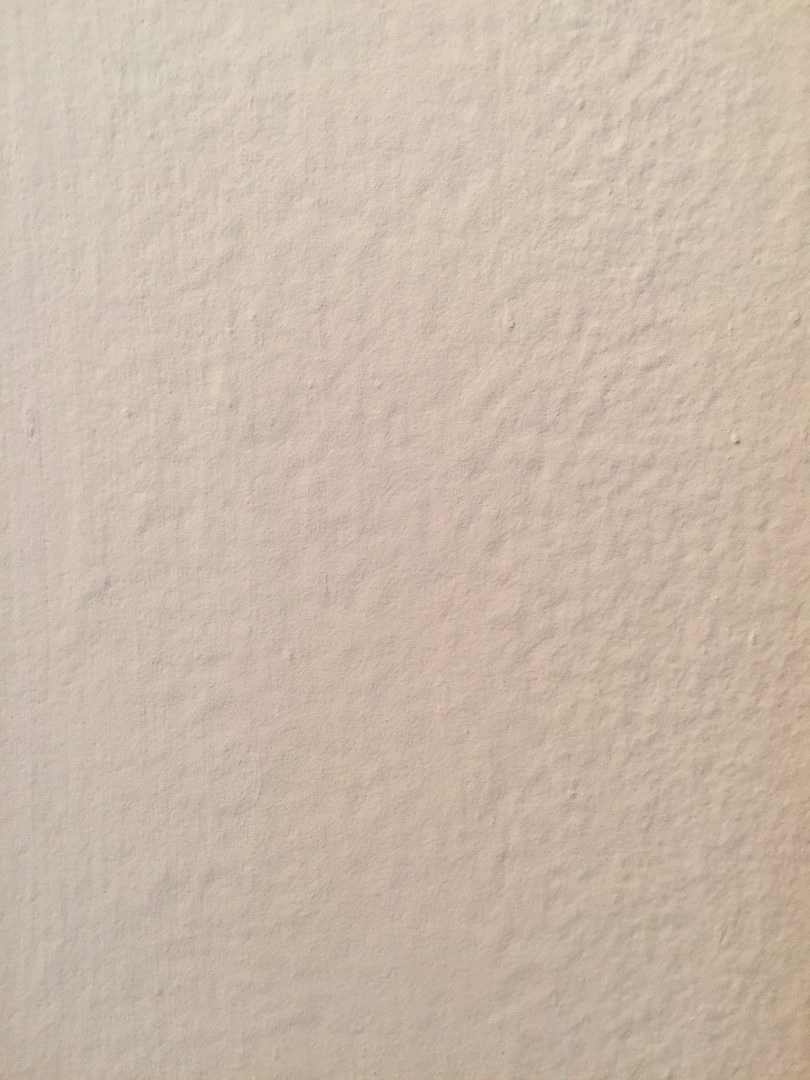 Off white wall with nice smooth bumpy texture | Free Textures