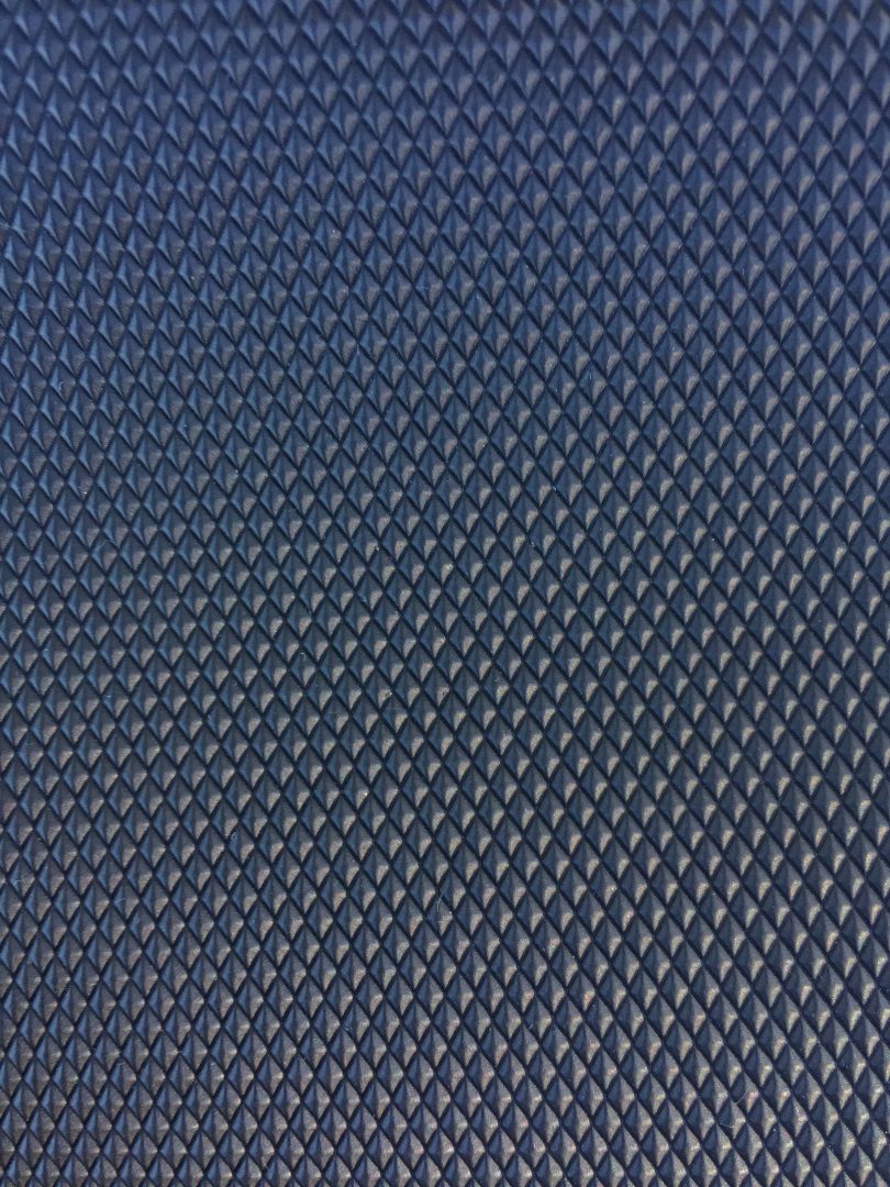 Dark plastic diamond pattern close up | Free Textures