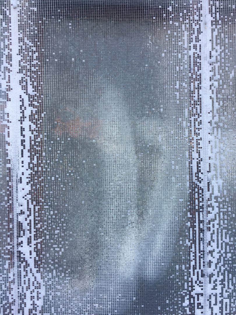 Dirty window screen with grid pattern | Free Textures